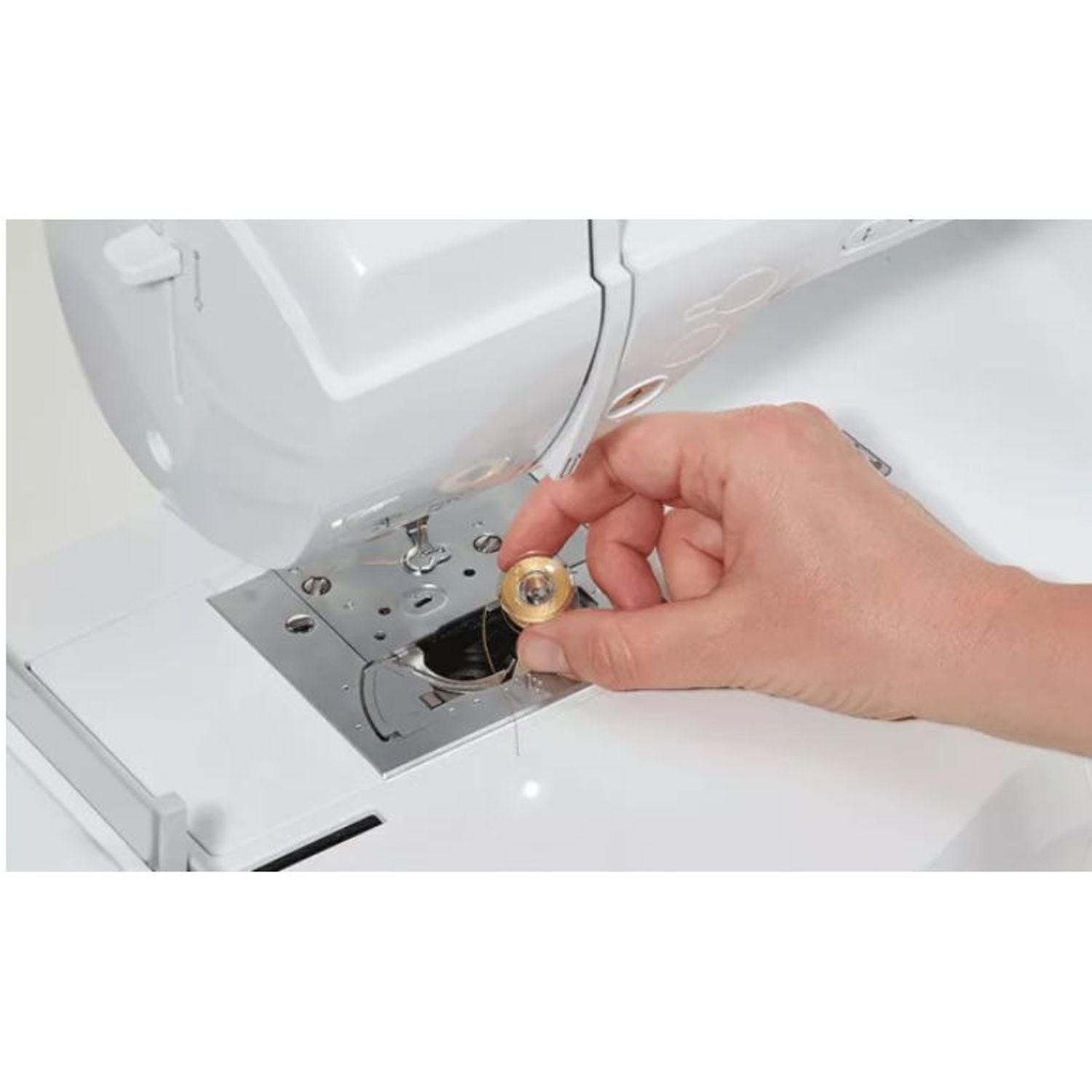 Brother - Masina de brodat Brother NV870SE, 850 imp/min, 138 modele, 10 ...